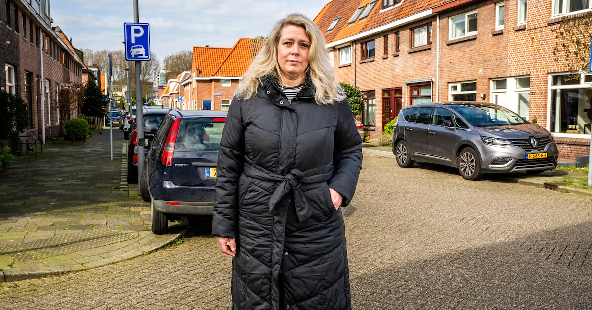 Boetes moeten bewoners dwingen netter te parkeren: ‘Brandweer kon er ...