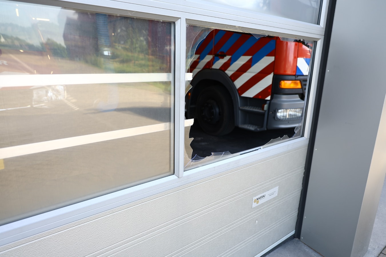 Opnieuw ingebroken bij brandweerkazerne in Haps: forse schade aan ...