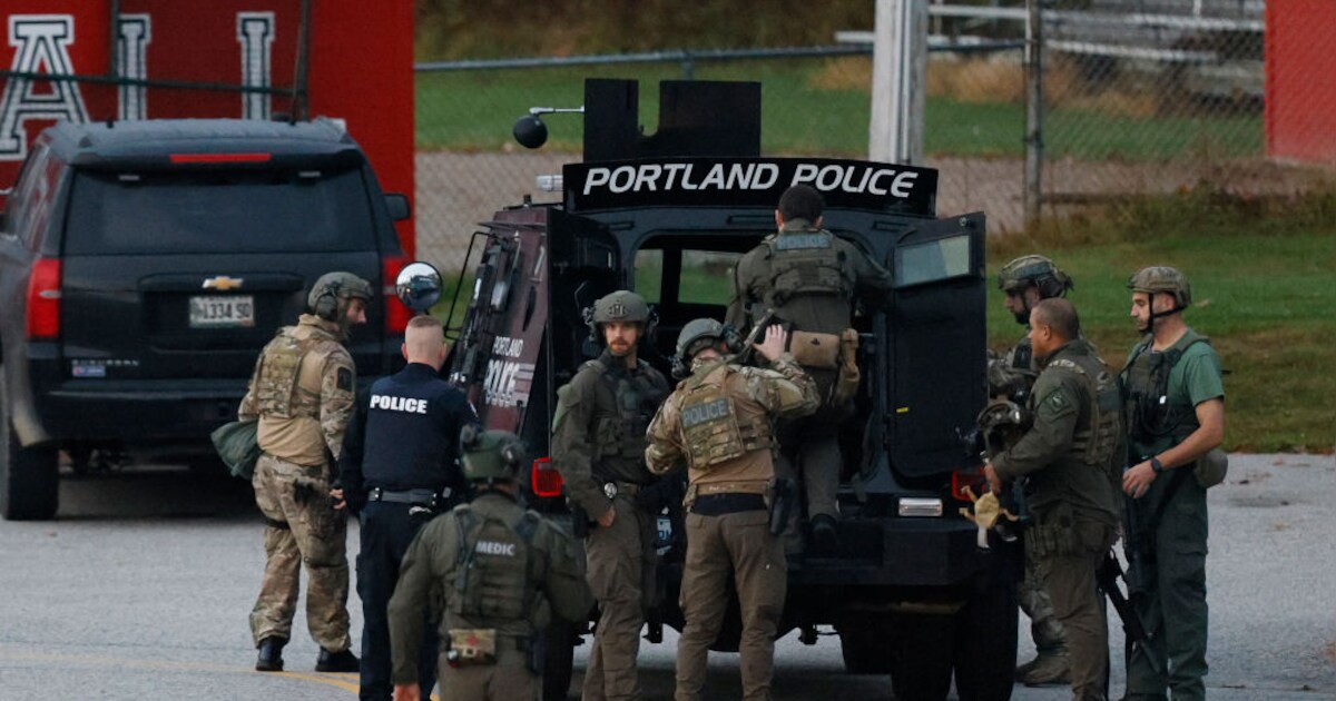 Rapport: politie negeerde waarschuwingen over man die achttien mensen doodschoot in VS ...