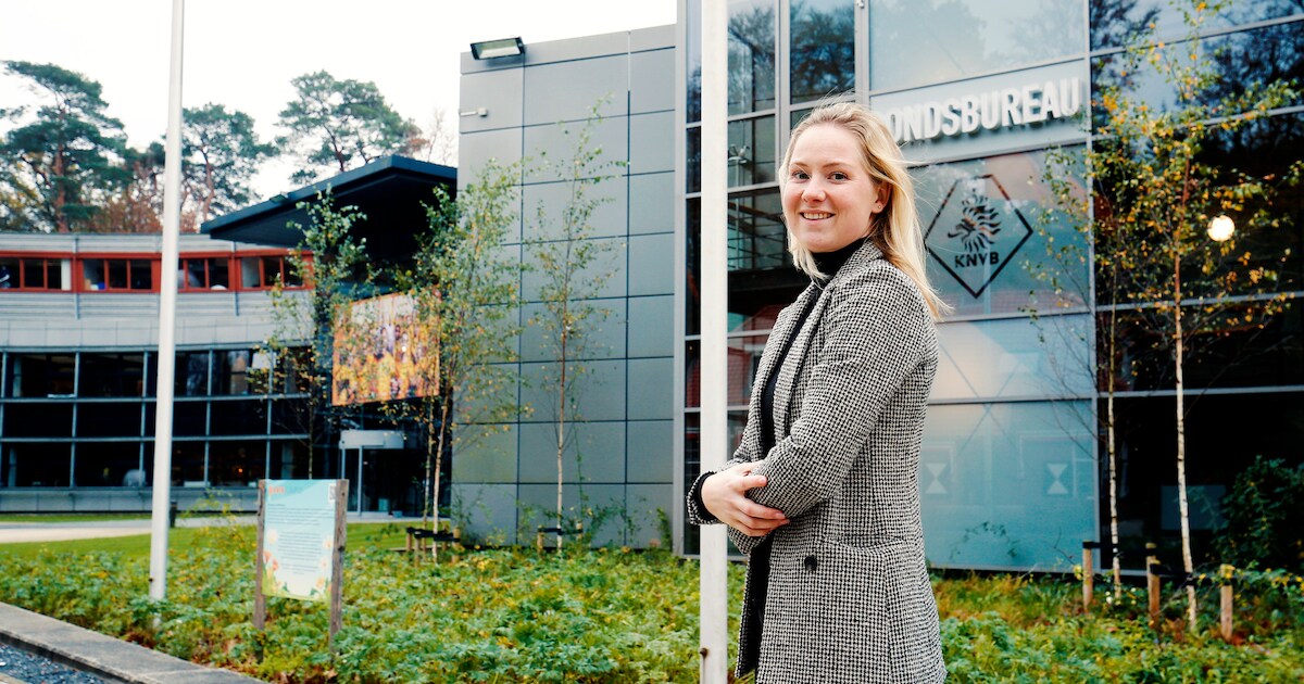 Oud-prof Lucienne pleit voor meer vrouwen in voetbal: ‘Het hoeft niet ...