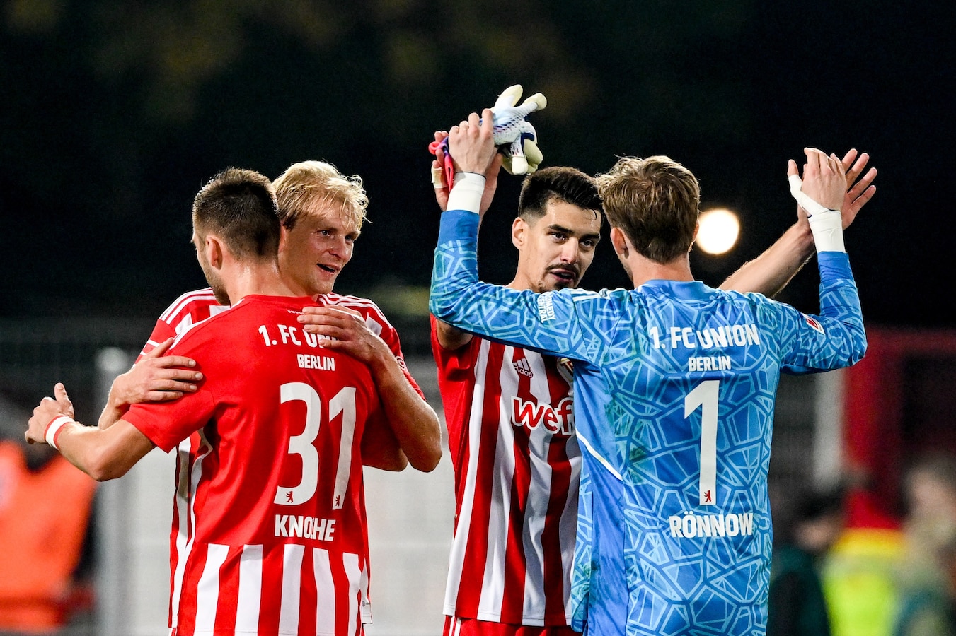 Union Berlin blijft koploper na blunders van Borussia Dortmund | Foto ...