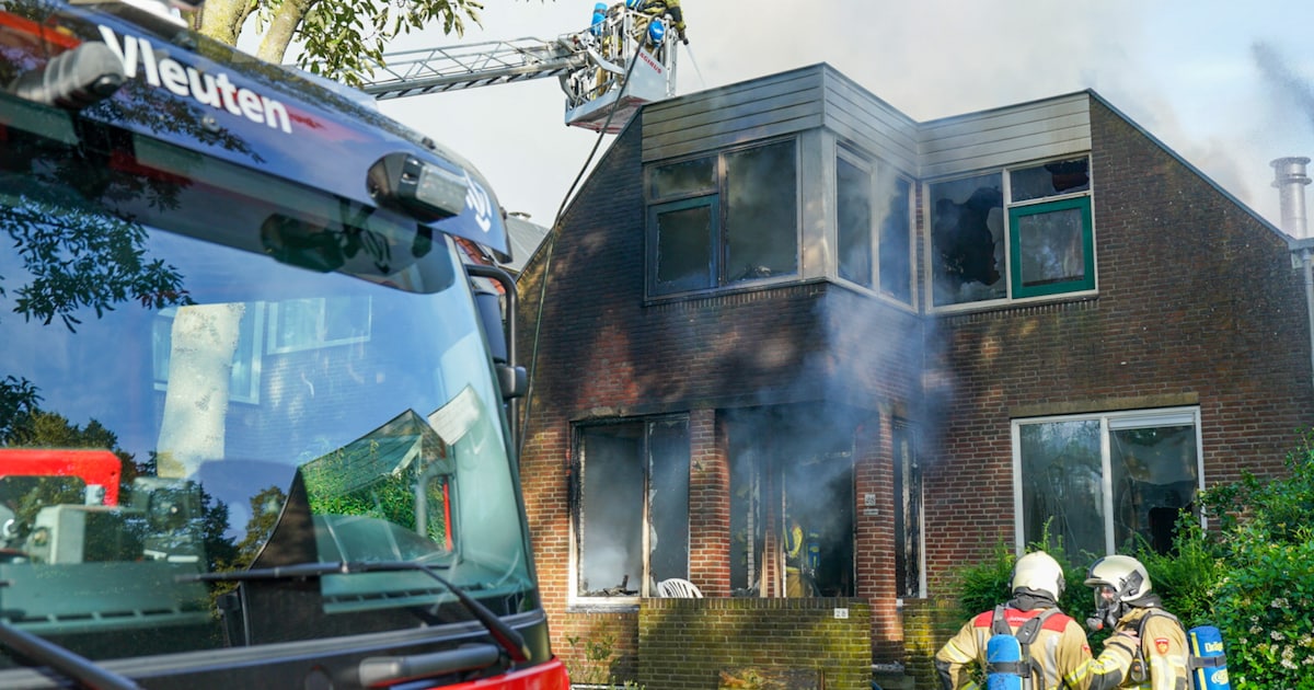 Grote brand in De Meern, woning volledig uitgebrand | Utrecht | AD.nl