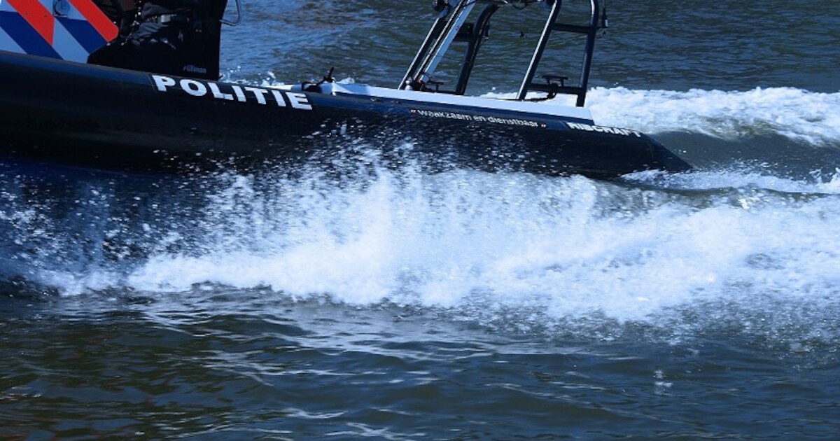 Twee ernstig gewonden na aanvaring speedboot en tanker bij Amsterdam ...