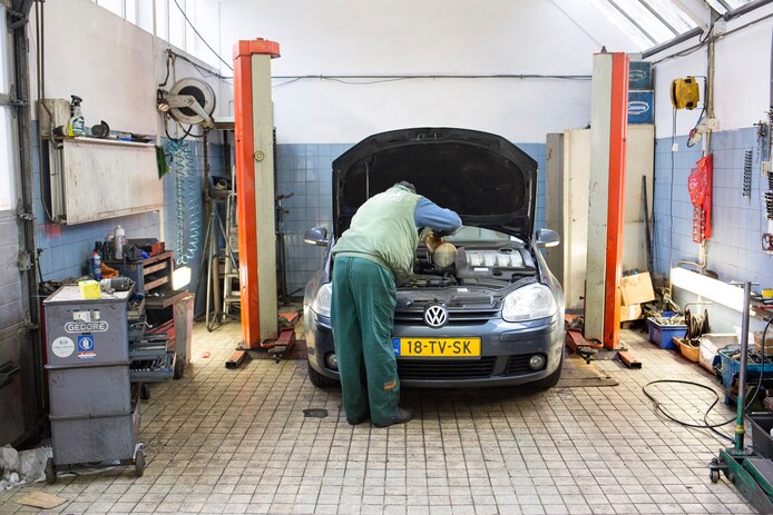 Deze tien fouten bij het kopen van een tweedehands auto kunnen je duur ...