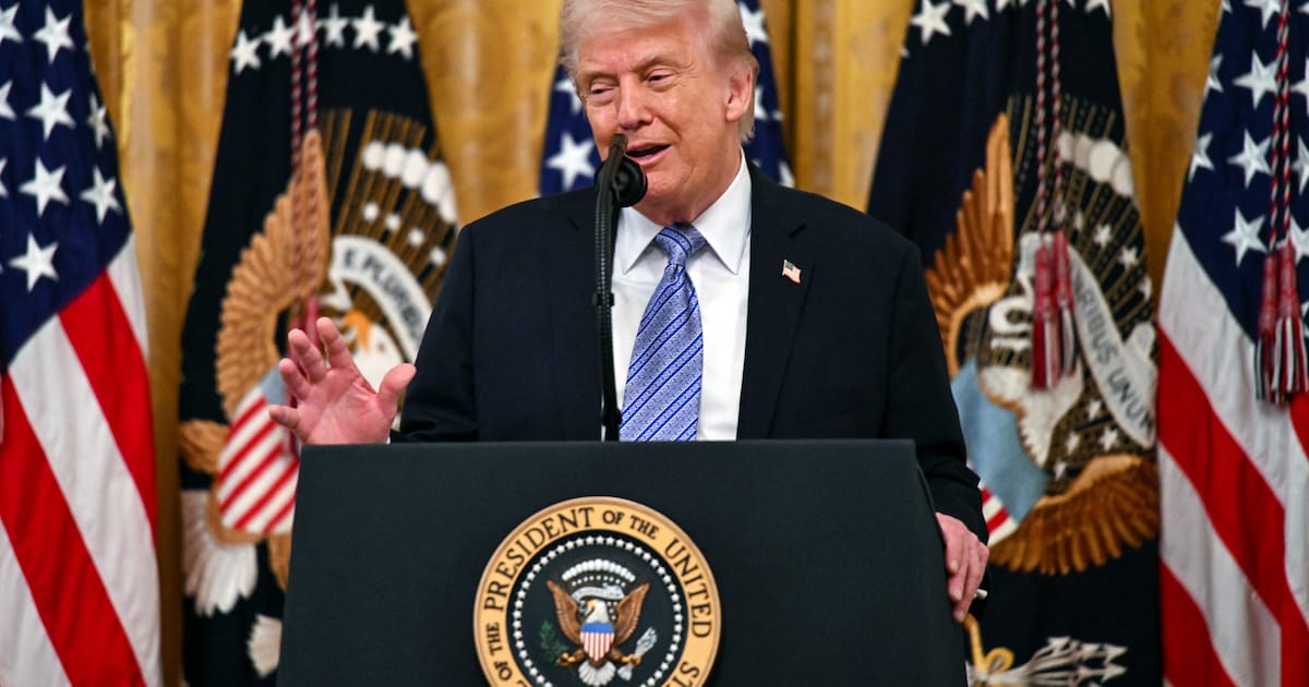 Straat van Hormuz nog steeds potdicht, onvrede over Trump neemt toe ...