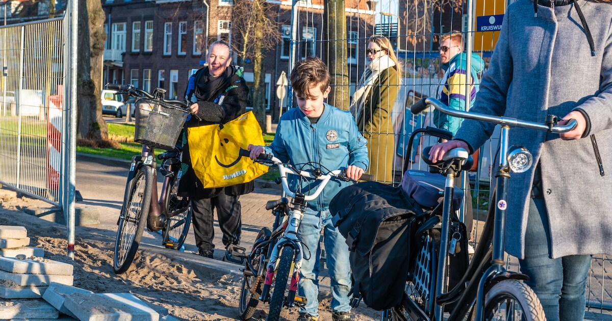 Gloednieuwe Jumbo-winkel moeilijk te bereiken, grote verwarring bij ...